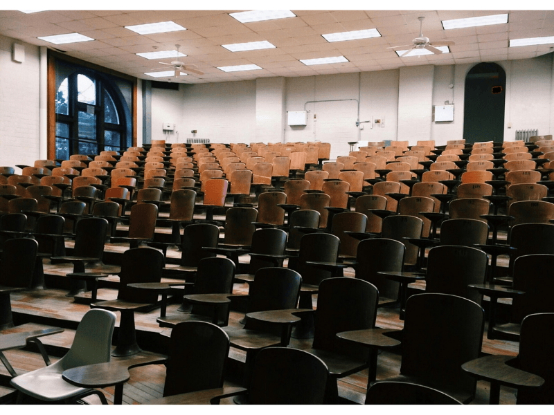 Teaching Large Classes - Centre for Excellence in Learning and Teaching ...