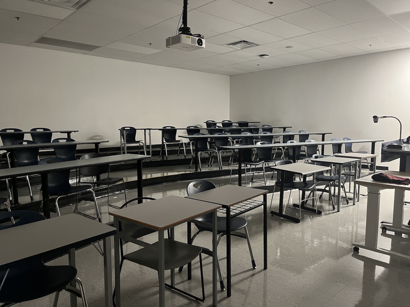 EPH-112 - Classrooms at Toronto Metropolitan University - Toronto ...