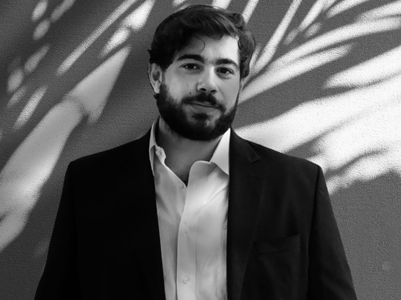 A solution to compare delivery service apps - this alum finds the ...