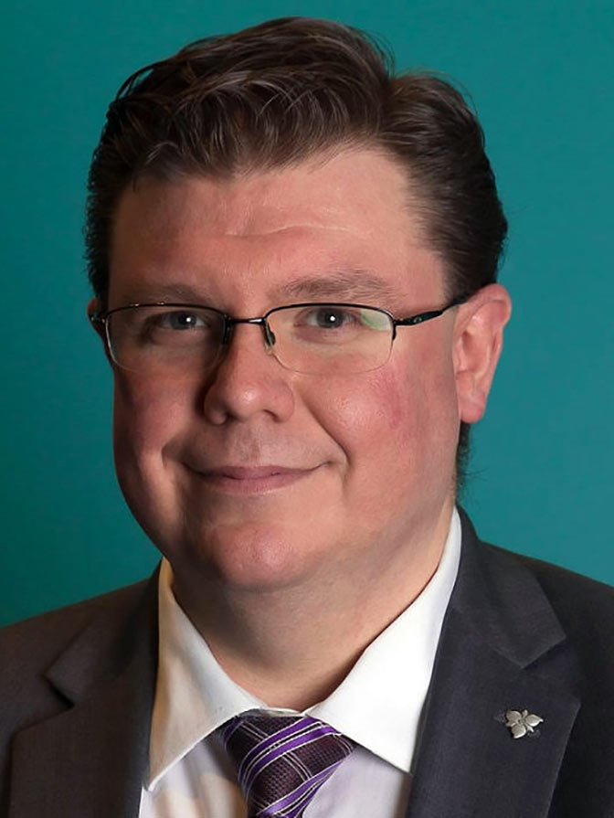 Christopher West's Instagram, Twitter & Facebook on IDCrawl