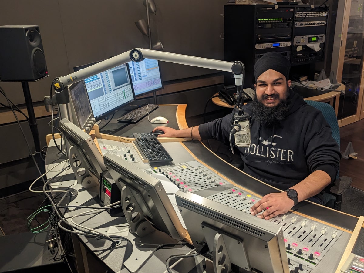 Day in the life of a CBC radio intern - The Creative School - Toronto ...