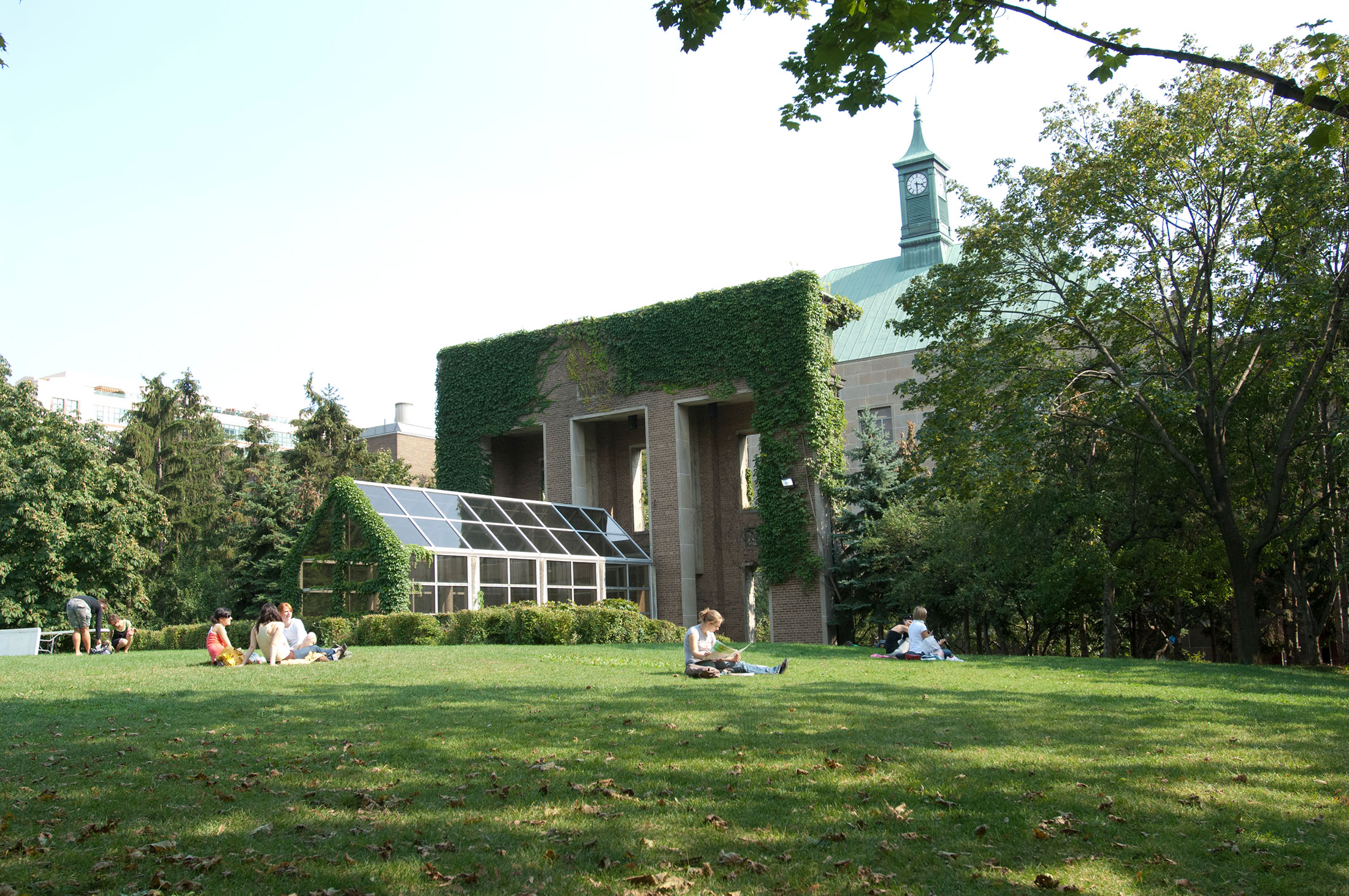 Outdoor Bookable Spaces - University Business Services - Toronto ...